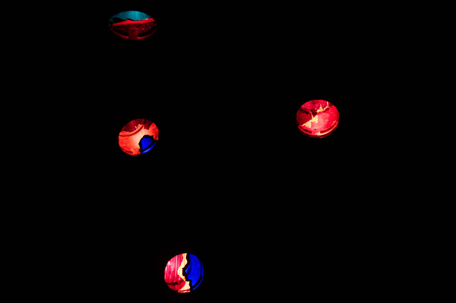 a pulse with no body a sun with no sky | Bosse Provoost & Ezra Veldhuis
